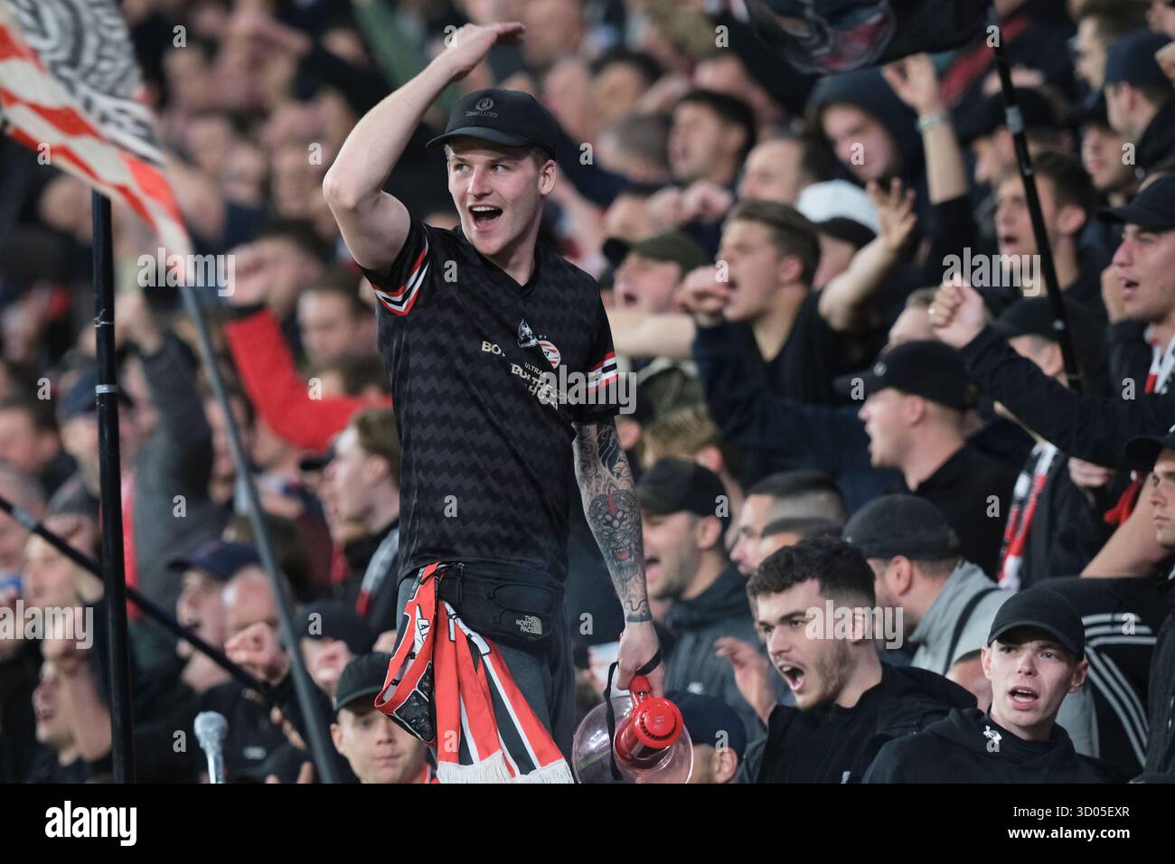 PSV's fans chant slogans during the Champions League opening phase ...