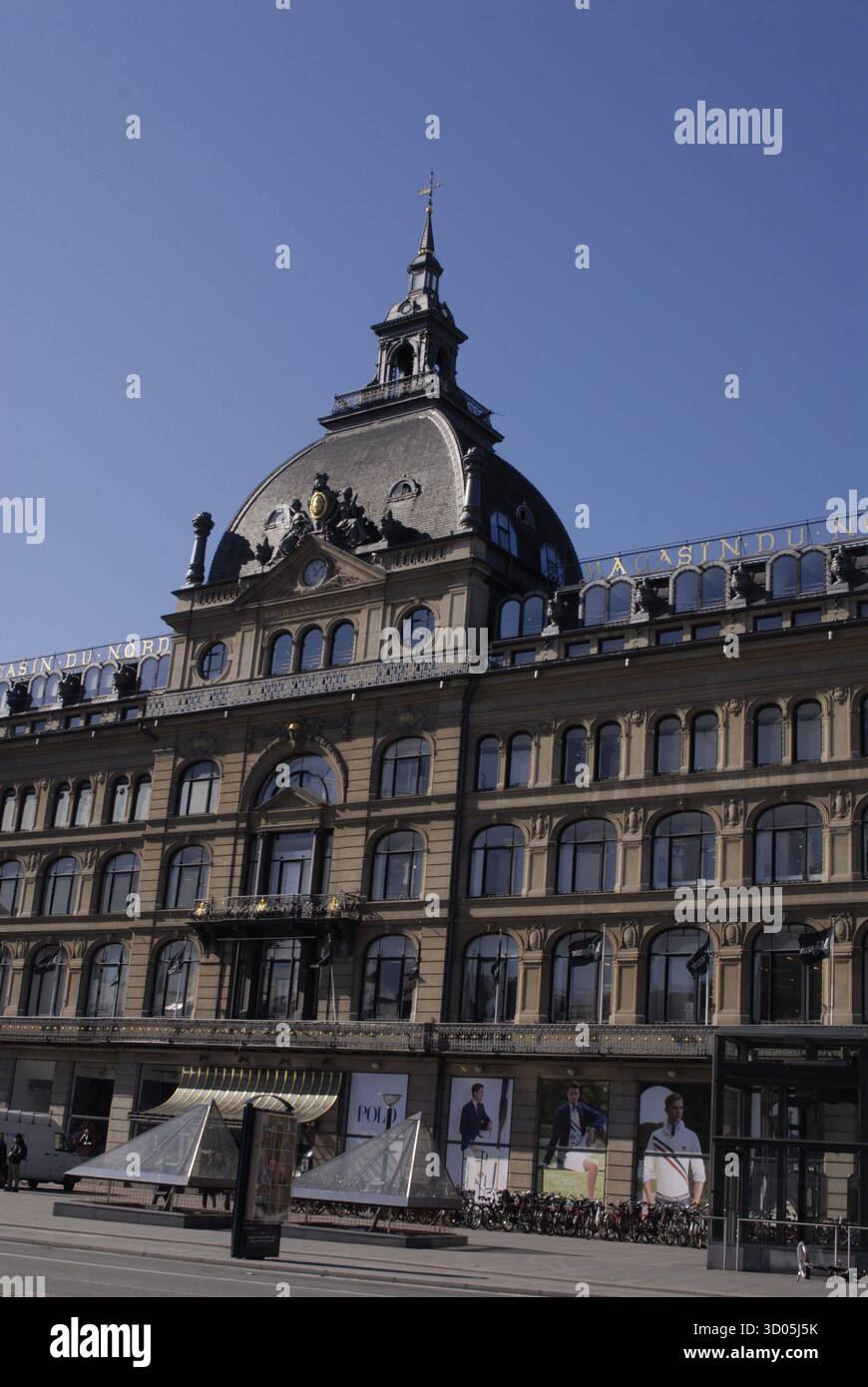 KØBENHAVN/COPENHAGEN/DANMARK /DENMARK. Magasin du nord department store ...