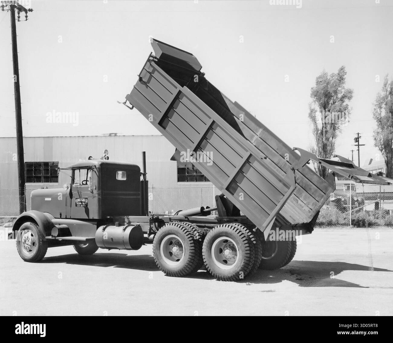 Truck hauling trailer Black and White Stock Photos & Images - Alamy