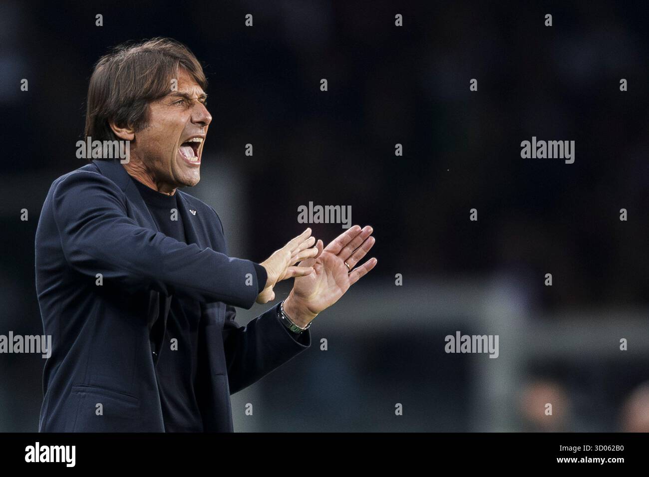 Antonio Conte, head coach of SSC Napoli, gestures during the Serie A ...