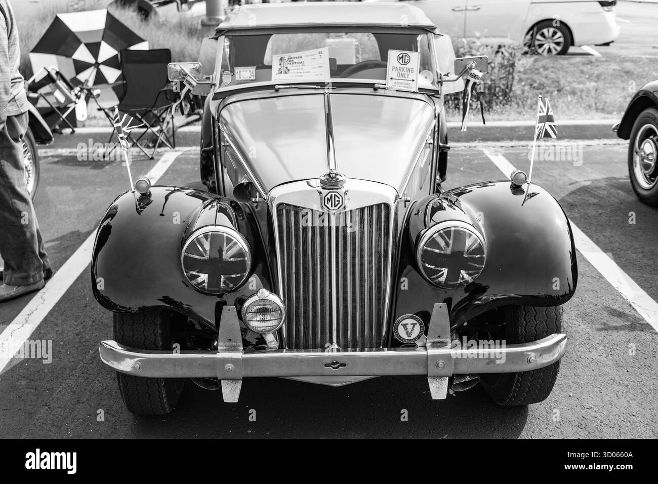 Chicago, Illinois, USA - September 08, 2024: MG TF sportscar retro ...