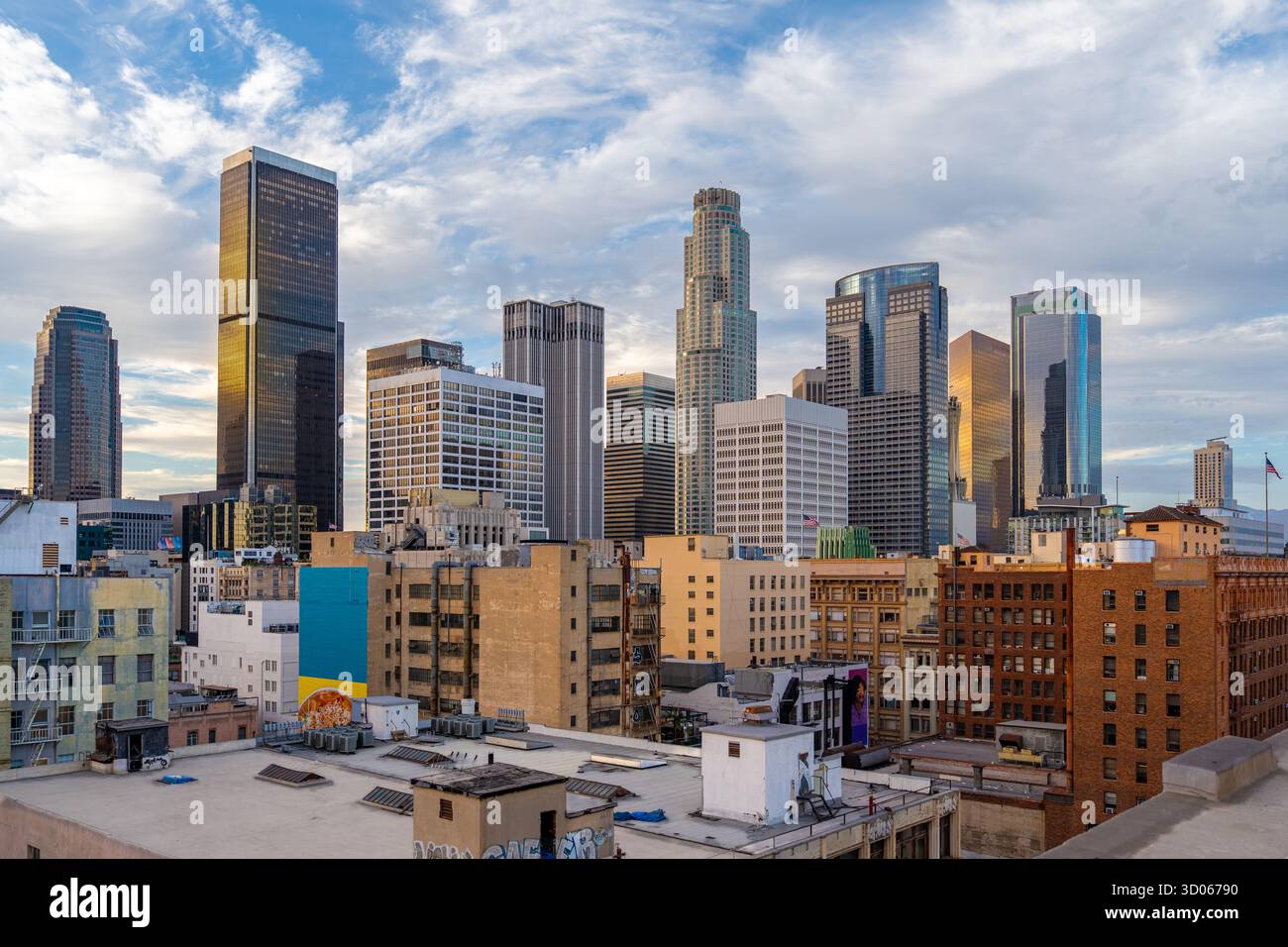 Metropolitan_area hi-res stock photography and images - Alamy