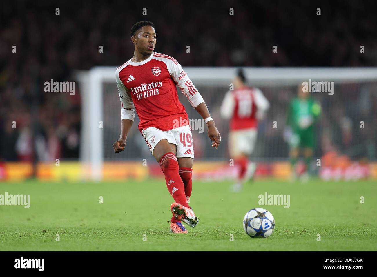 London, UK. 21st Oct, 2025. Myles Lewis-Skelly of Arsenal makes a pass ...