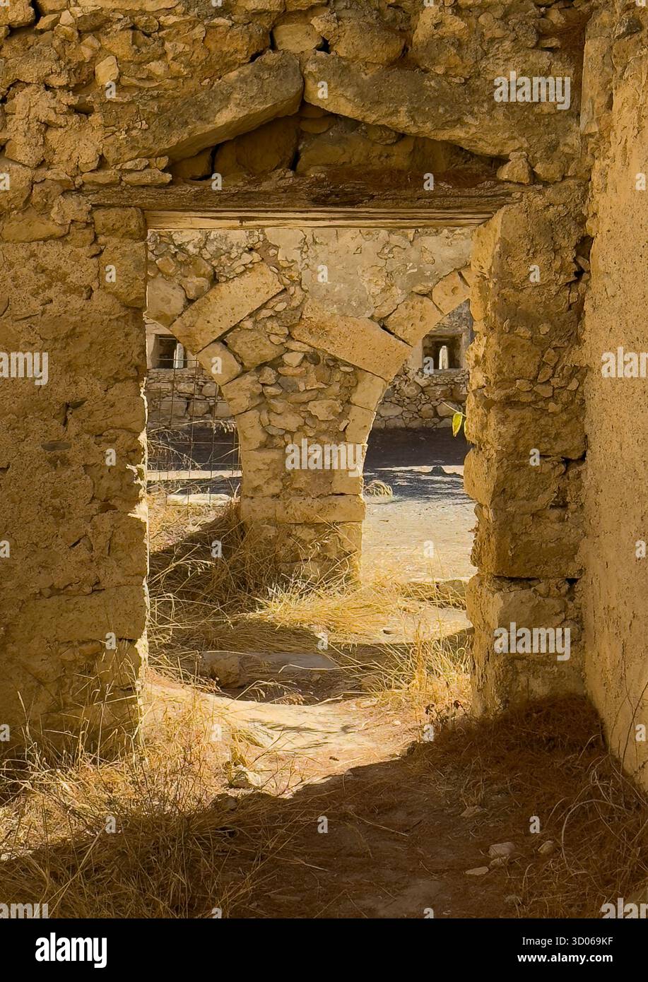 Crete crumbling walls hi-res stock photography and images - Alamy