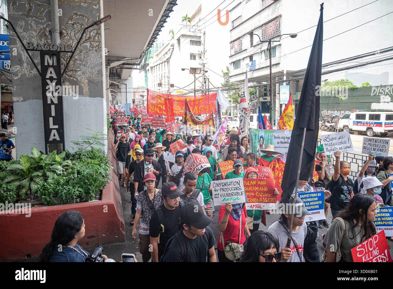 October 21, 2025, Quezon City, Quezon, Philippines: Thousands of ...