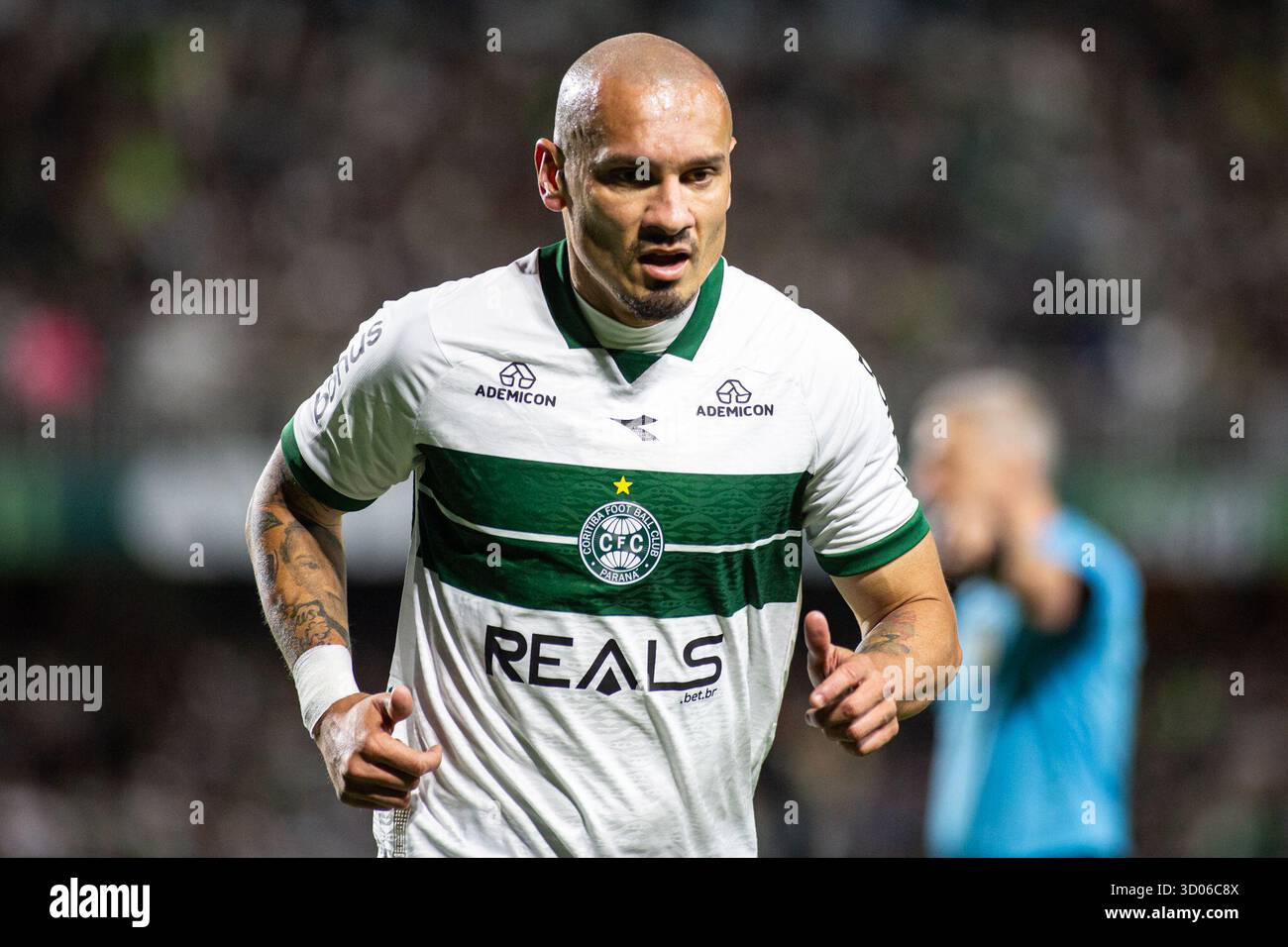 PR - CURITIBA - 10/19/2025 - BRAZILIAN B 2025, CORITIBA x ATHLETICO-PR ...