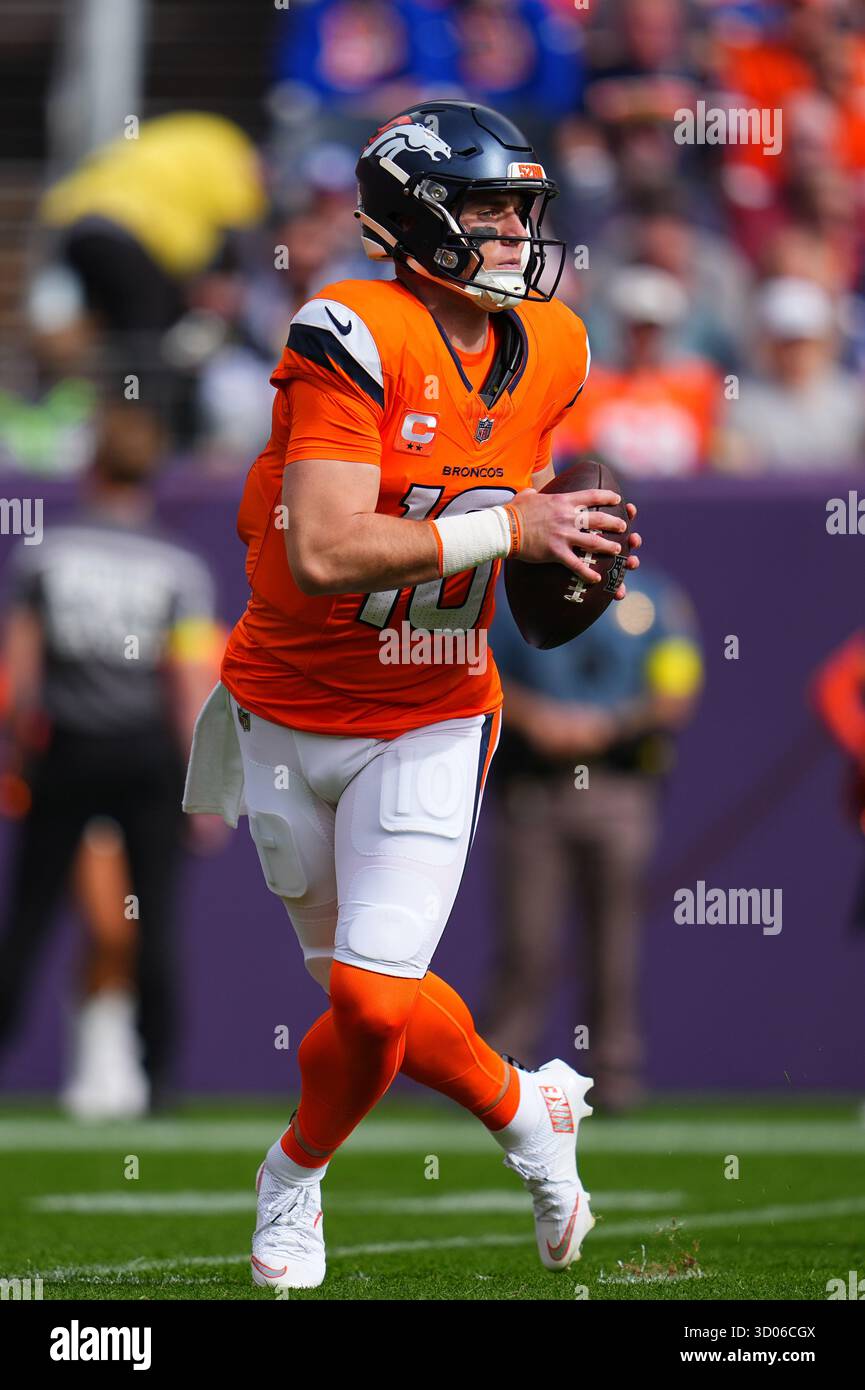 Denver Broncos quarterback Bo Nix drops back to pass against the New ...