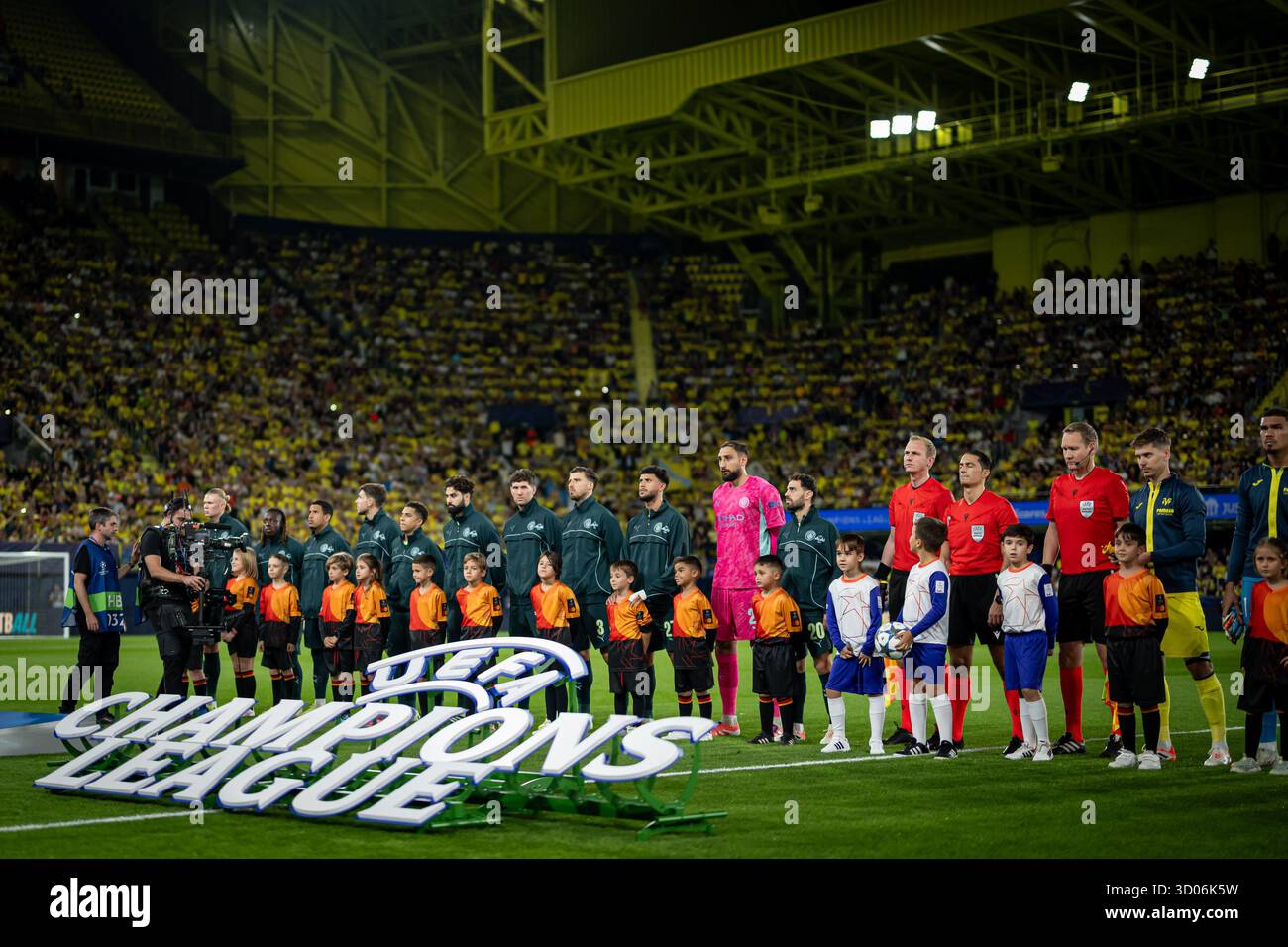Players of Manchester City are seen during the UEFA Champions League ...