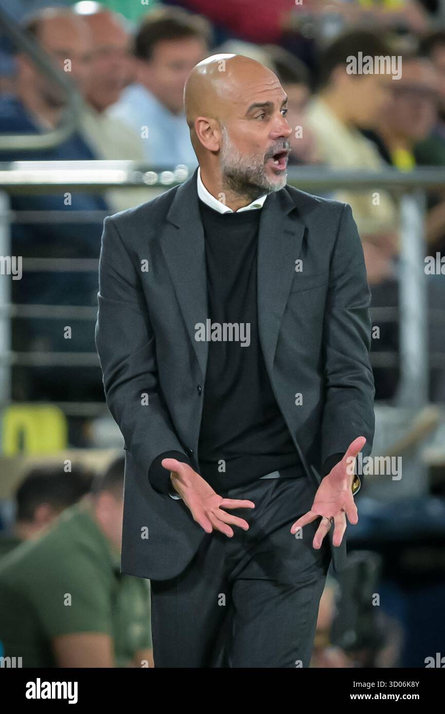 Head coach Pep Guardiola (Manchester City) gestures during the UEFA ...
