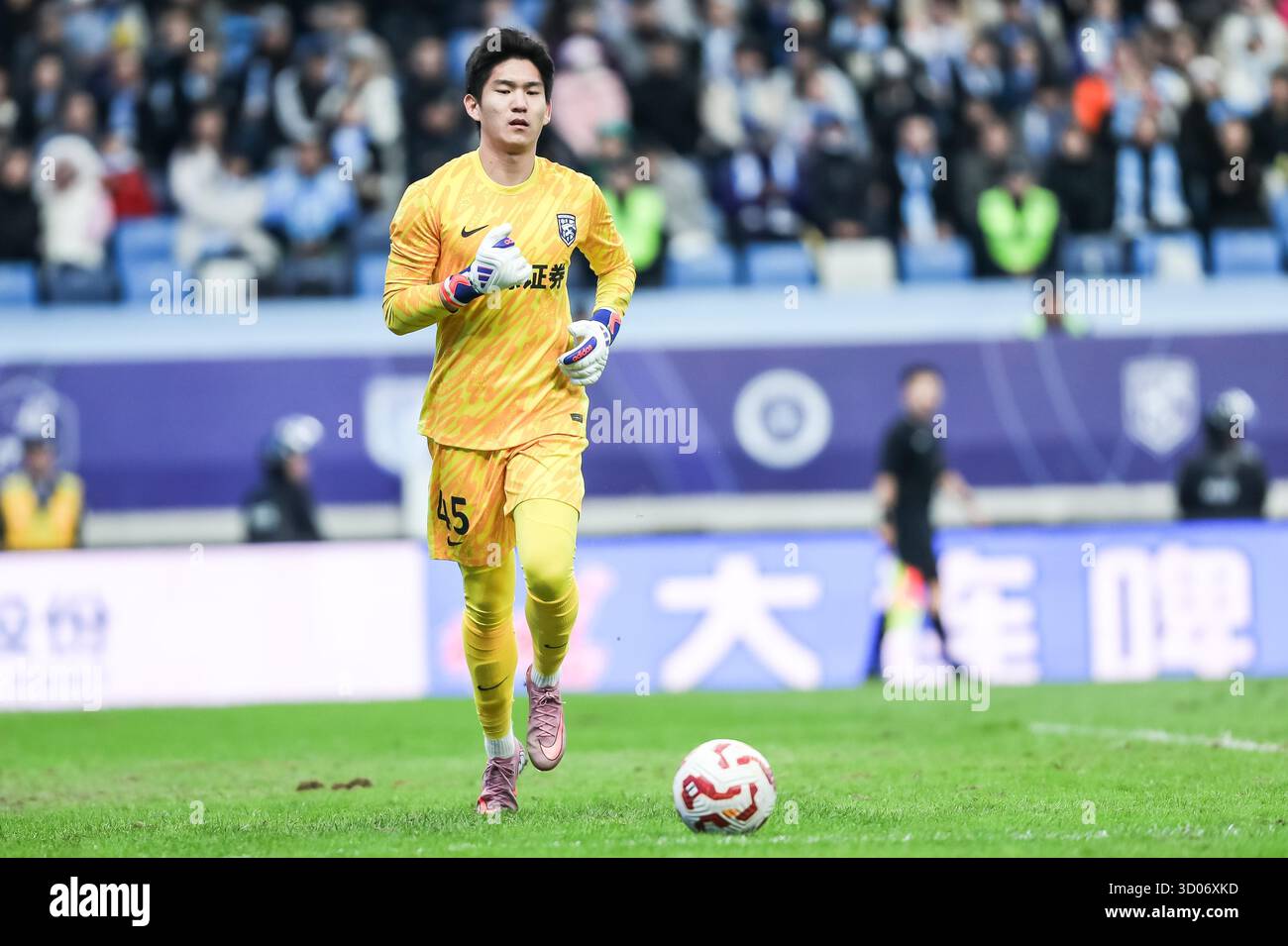 Dalian Yingbo Football Club 0-0 draw Wuhan Three Towns Football Club at ...