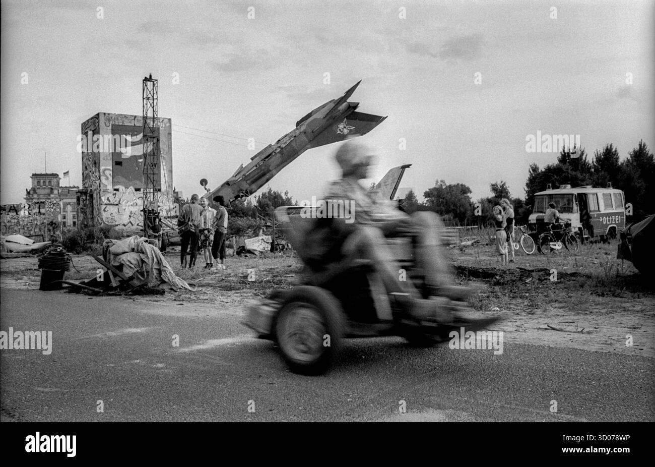 Germany, Berlin, 12.8.1992, installations by British scrap artists in ...