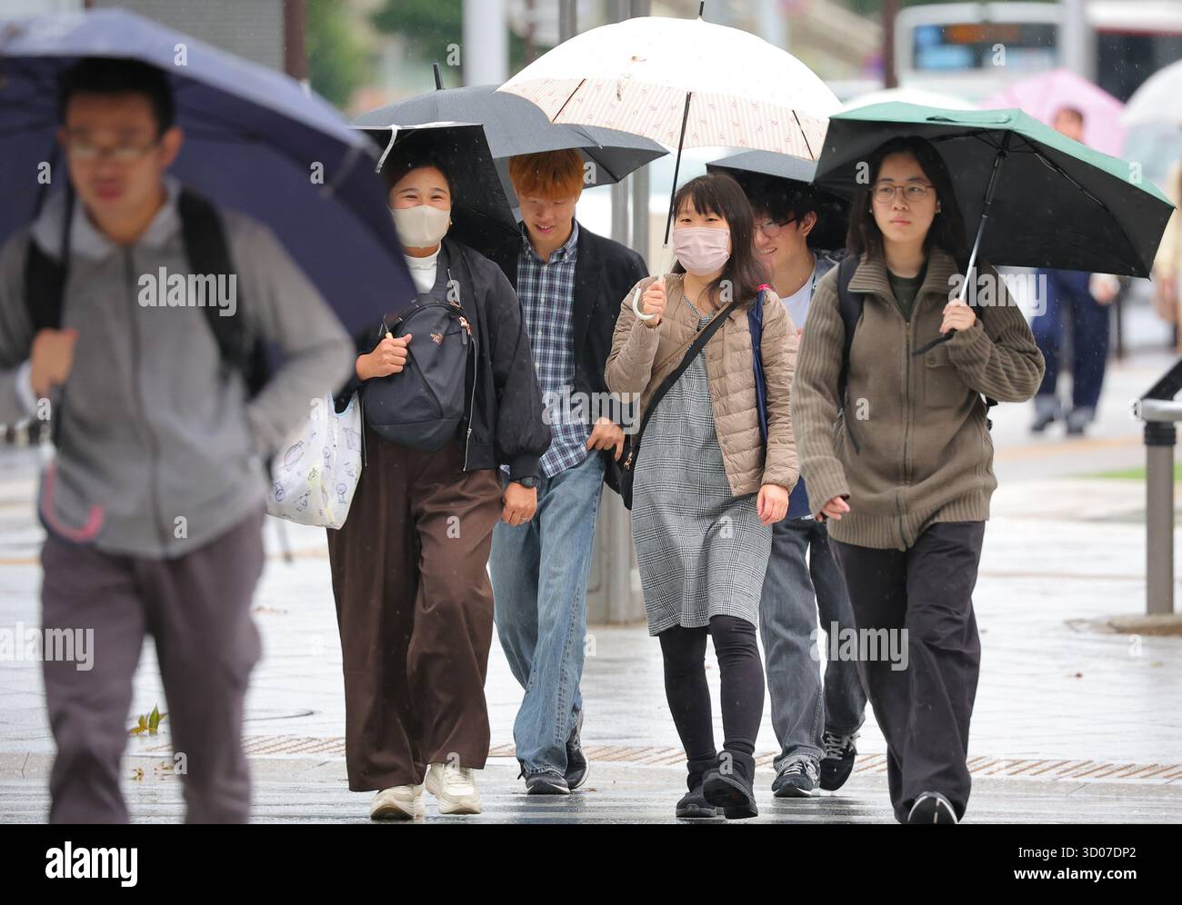 People walk in the rain and the temperature drops in Nagoya City, Aichi ...