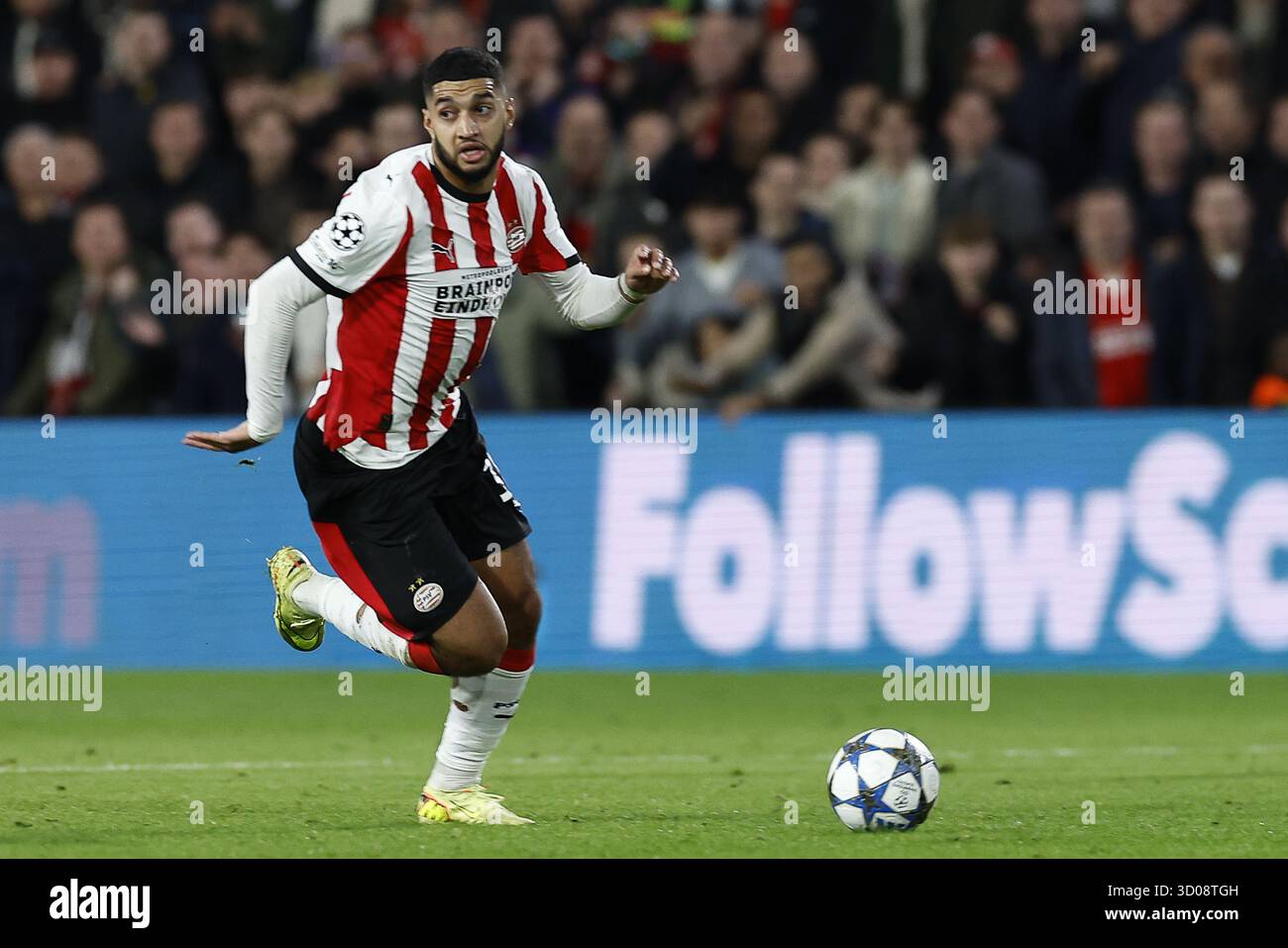 EINDHOVEN , 21-10-2025. Philips stadium , season 2025 / 2026 , UEFA ...