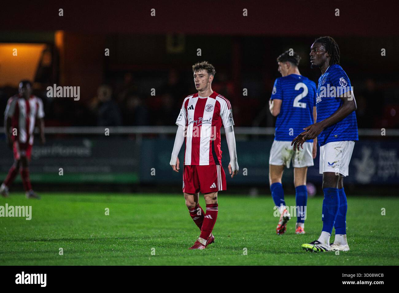 Brackley, UK. 21st Oct, 2025. Callum Stewart (24 Brackley Town) looks ...