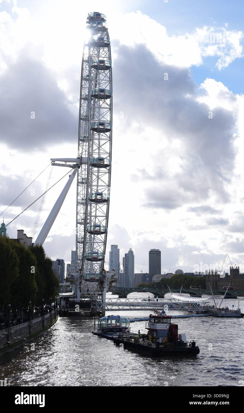 EMBARGOED TO 0001 THURSDAY OCTOBER 23 One of the London Eye's 32 ...