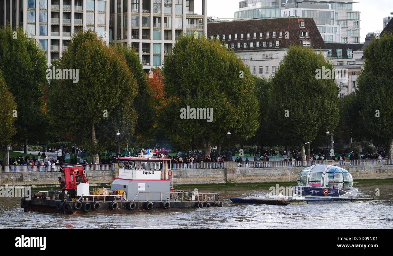 EMBARGOED TO 0001 THURSDAY OCTOBER 23 One of the London Eye's 32 ...
