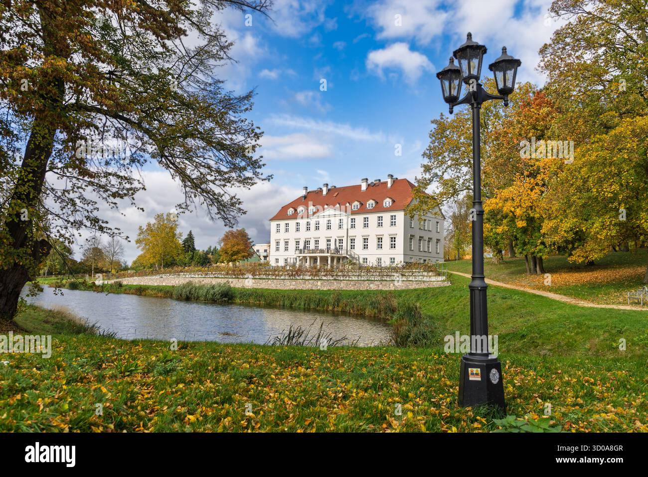 17.10.2025: Schloss Rattey Rattey Mecklenburg-Vorpommern Deutschland ...
