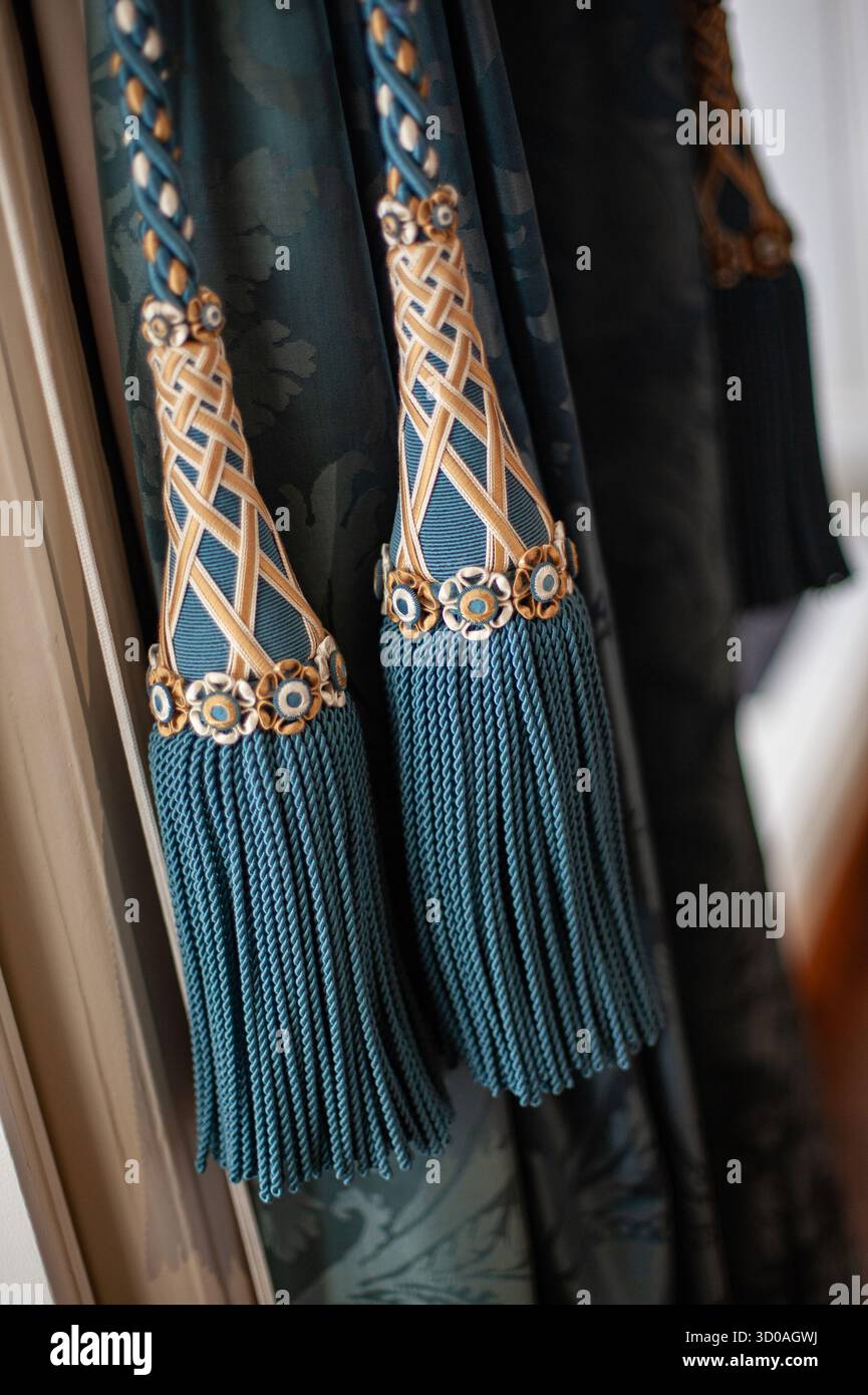 Trimmings detail hi-res stock photography and images - Alamy