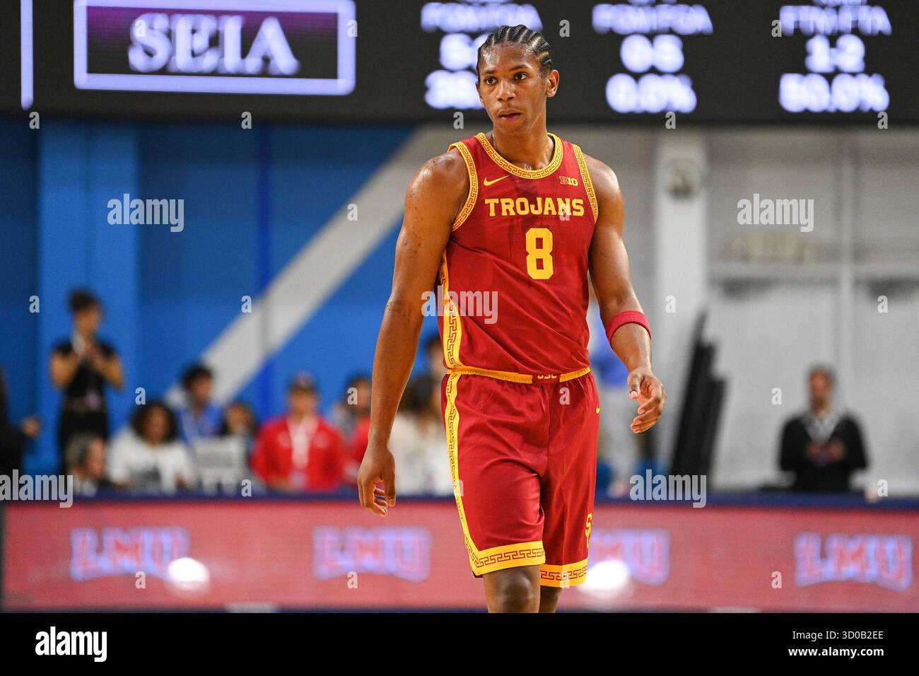 LOS ANGELES, CA - OCTOBER 18: USC Trojans guard Jerry Easter II (8 ...