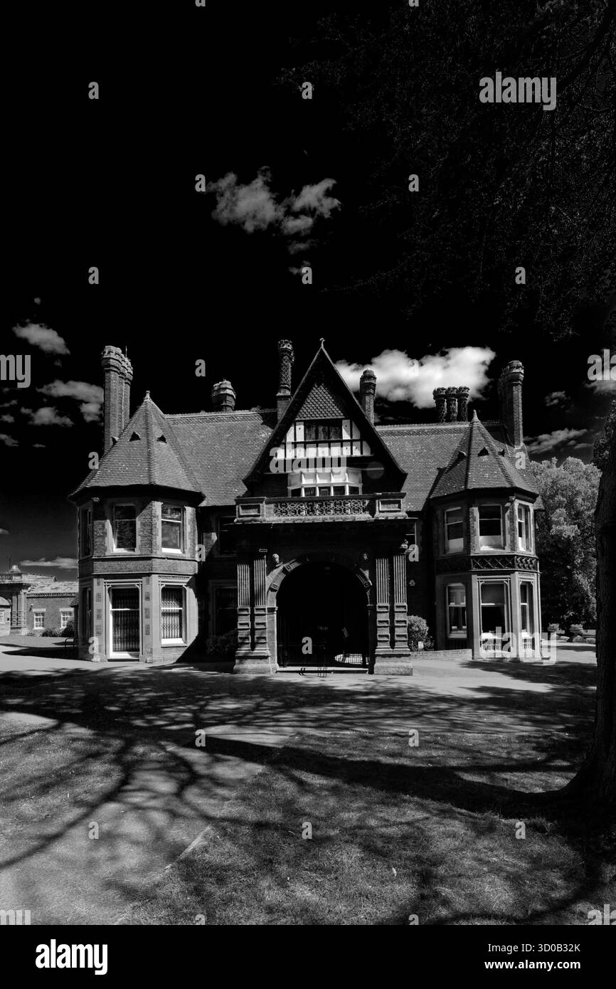 Museums england Black and White Stock Photos & Images - Alamy