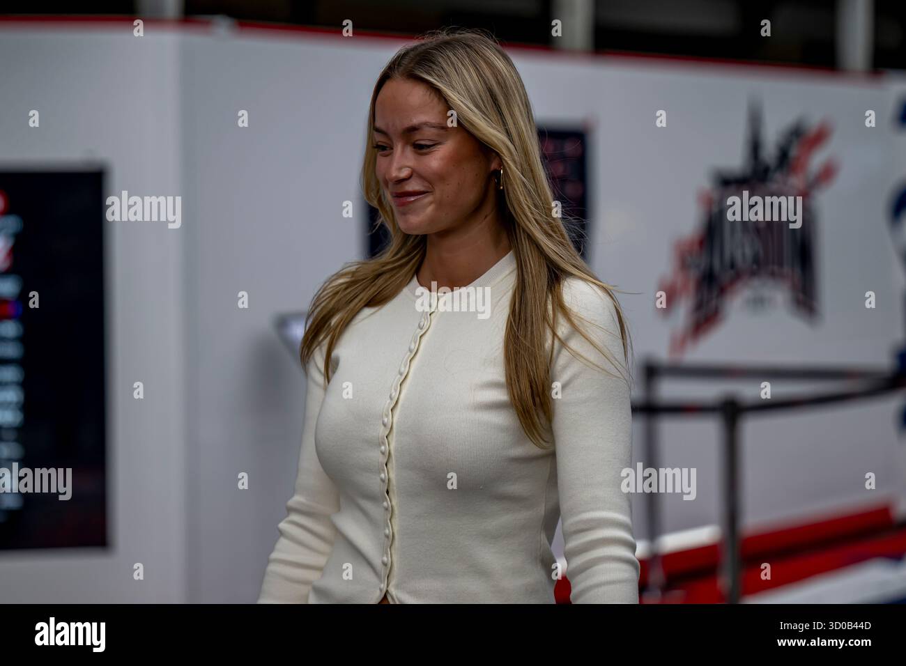 Austin, Texas, United States, 17 Oct 2025, Lauren Fitzsimmons, Isack ...