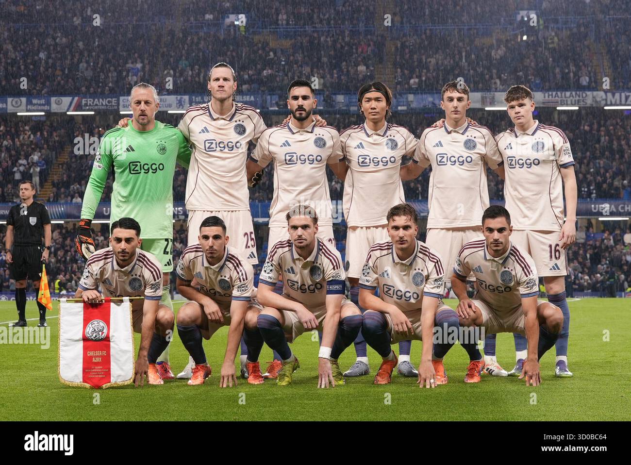 James mcconnell ajax hi-res stock photography and images - Alamy