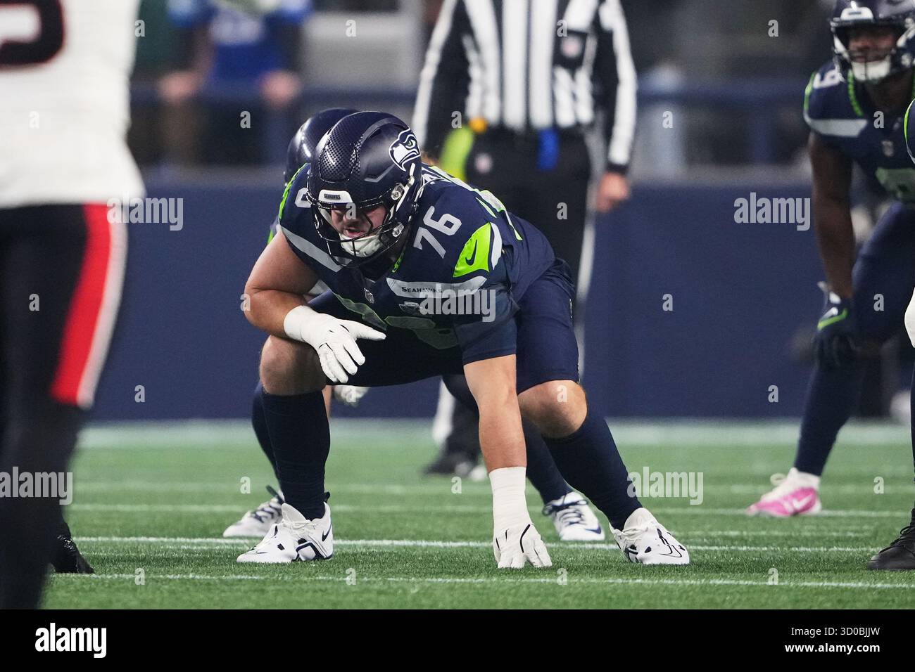 Seattle Seahawks guard Grey Zabel lines up for a play against the ...