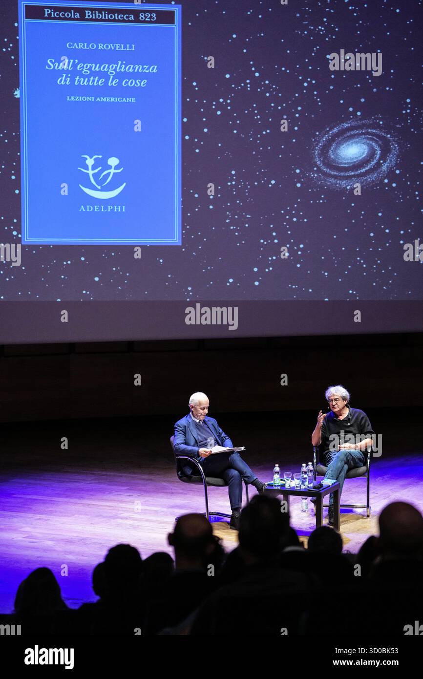 Milano, Italia. 22nd Oct, 2025. Carlo Rovelli e Luciano Fontana al ...