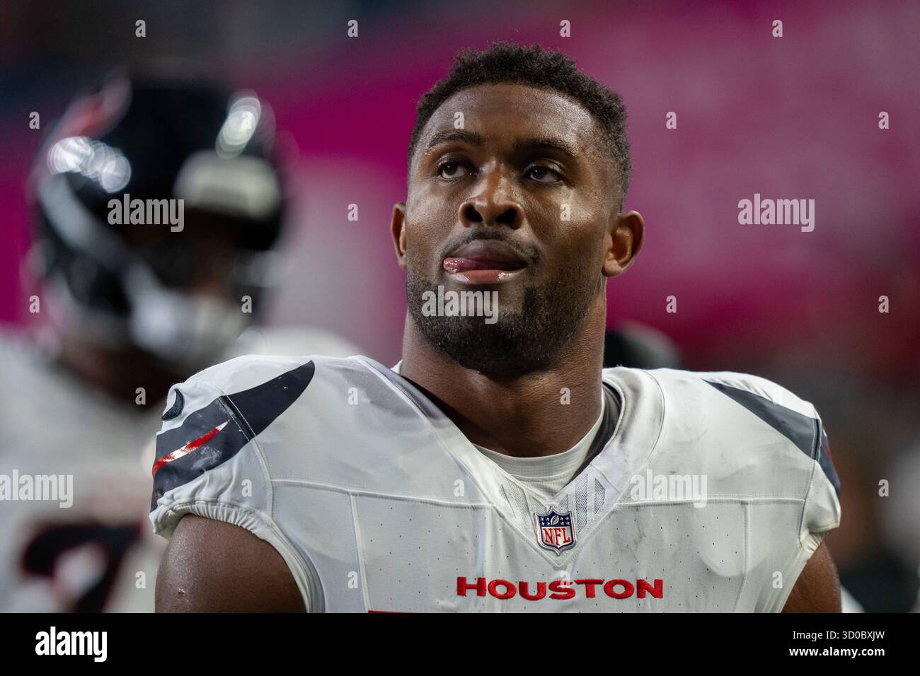 Houston Texans defensive lineman Danielle Hunter is pictured before an ...