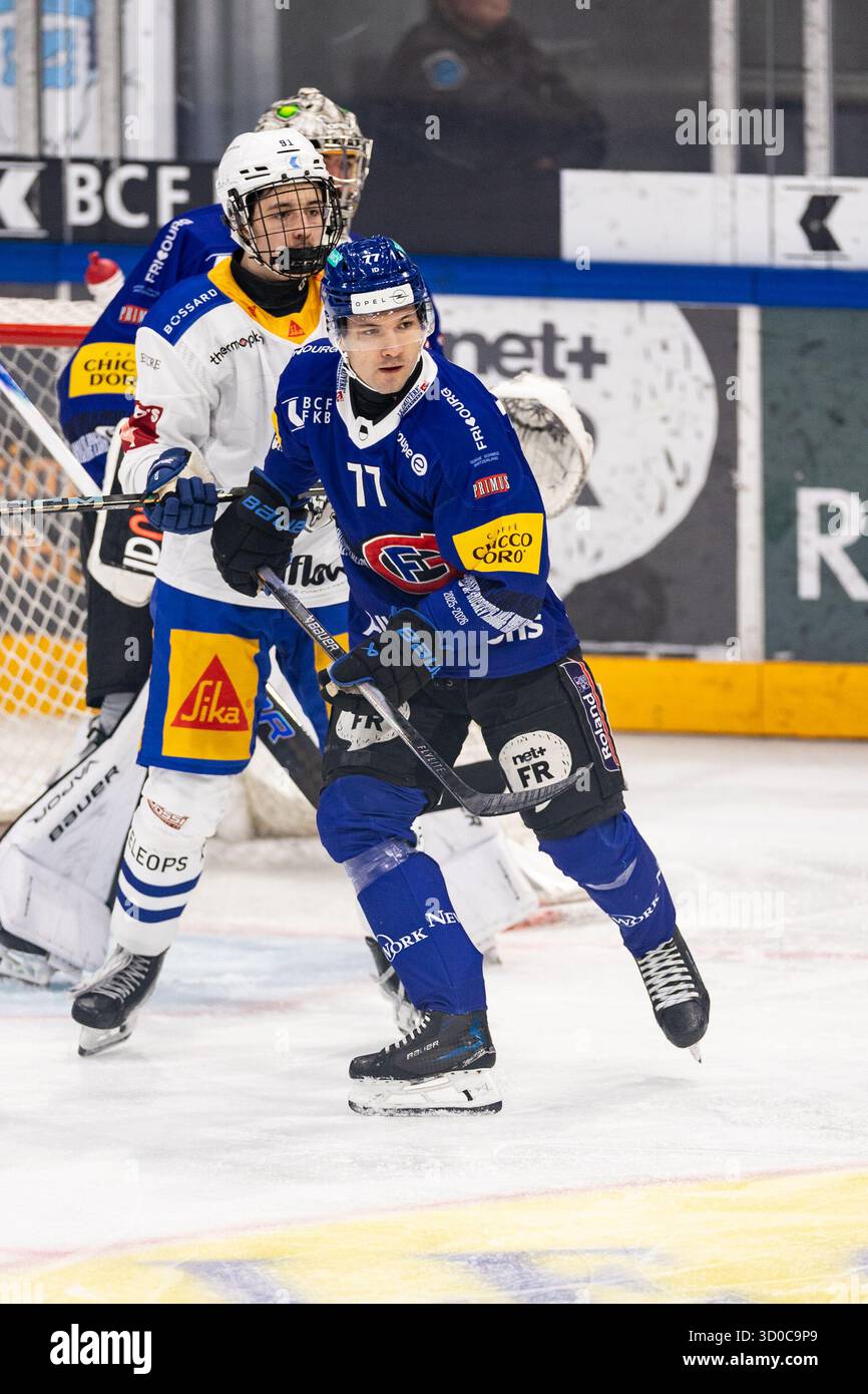 21/10/2025, Fribourg, BCF Arena, NL: Fribourg-Gottéron - EV Zug, #77 ...