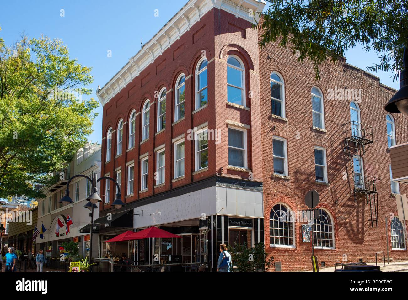 Charlottesville Historic Downtown Mall, Charlottesville, Virginia Stock ...
