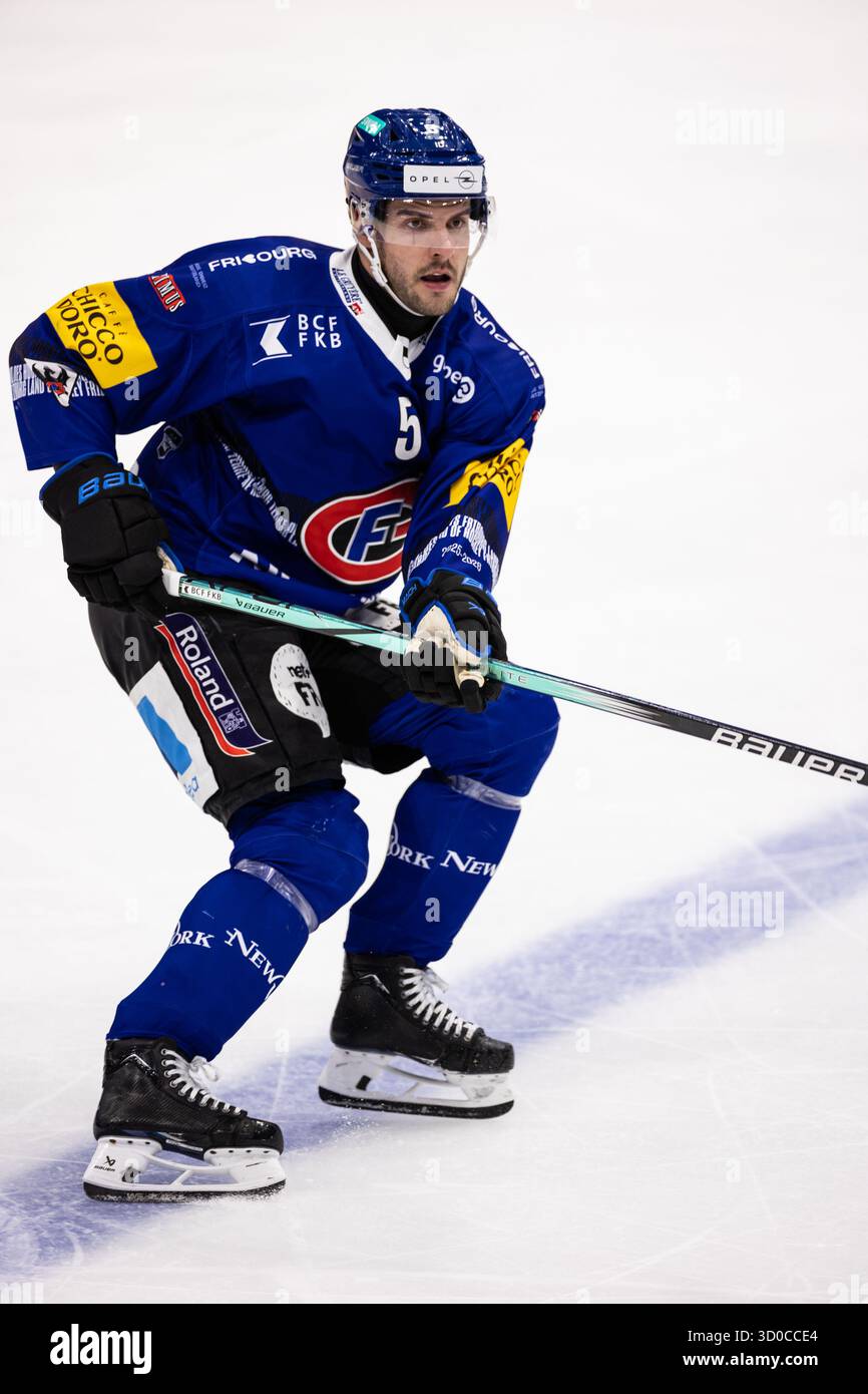 21/10/2025, Fribourg, BCF Arena, NL: Fribourg-Gottéron - EV Zug, #5 ...