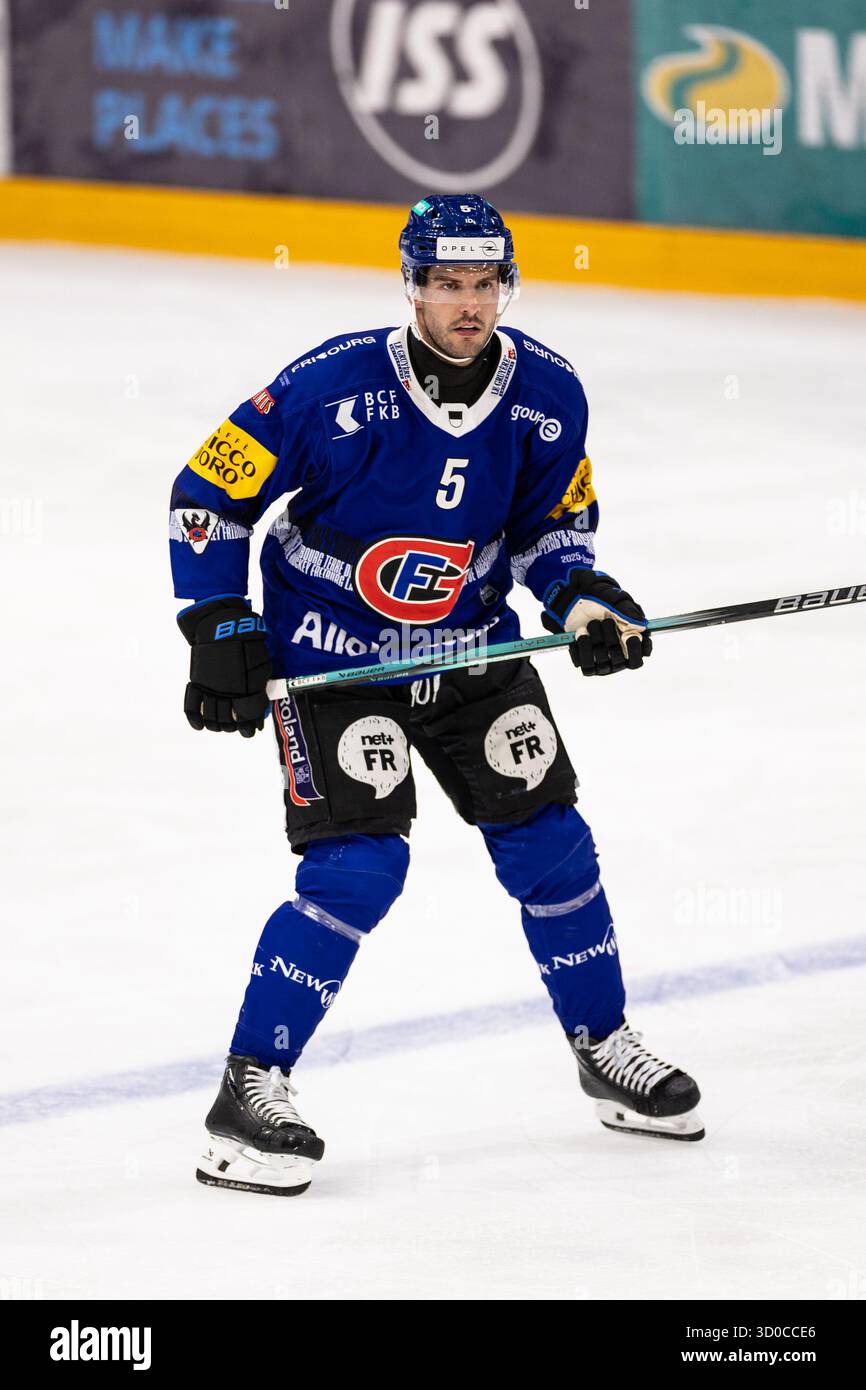 21/10/2025, Fribourg, BCF Arena, NL: Fribourg-Gottéron - EV Zug, #5 ...