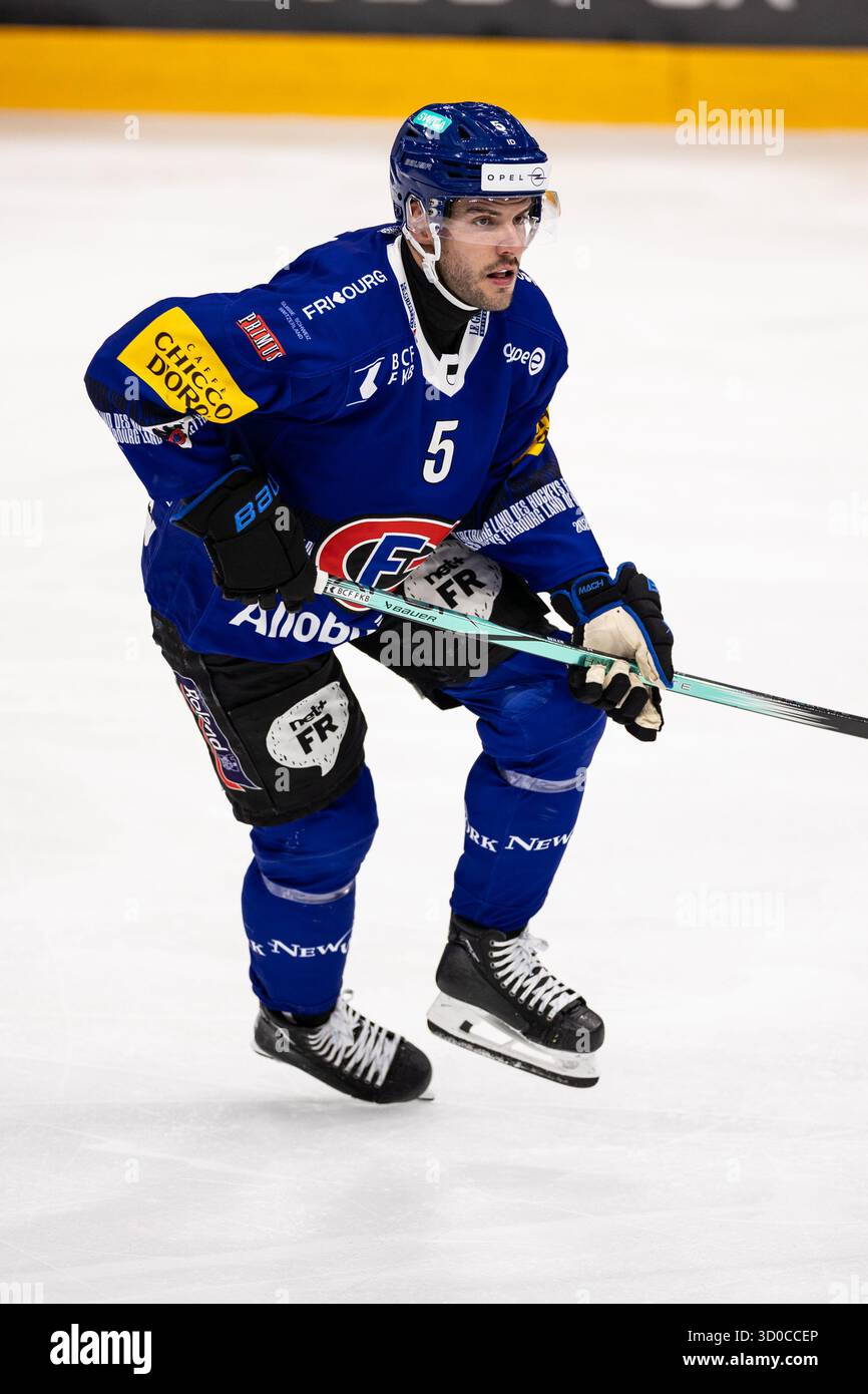 21/10/2025, Fribourg, BCF Arena, NL: Fribourg-Gottéron - EV Zug, #5 ...