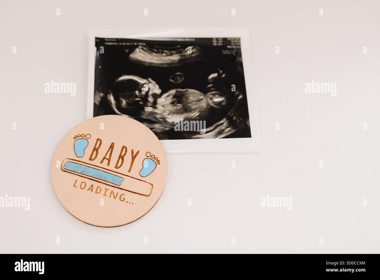 Maternity pregnancy ultrasound screening hi-res stock photography and ...