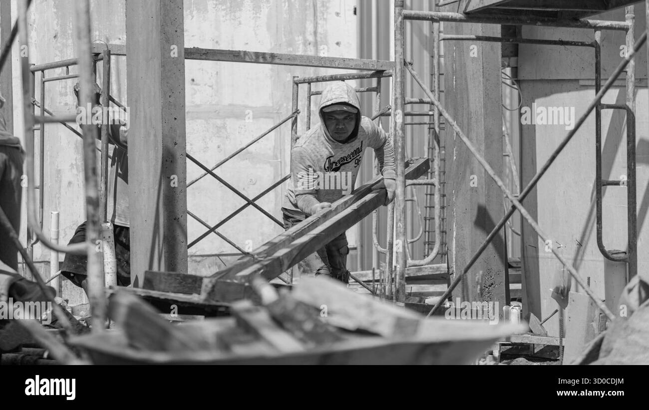 Builder building site male Black and White Stock Photos & Images - Alamy