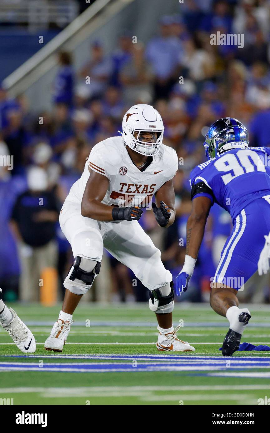 LEXINGTON, KY - OCTOBER 18: Trevor Goosby #74 of the Texas Longhorns ...
