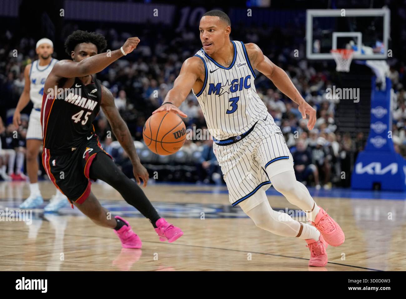 Orlando Magic guard Desmond Bane (3) drives to the basket past Miami ...