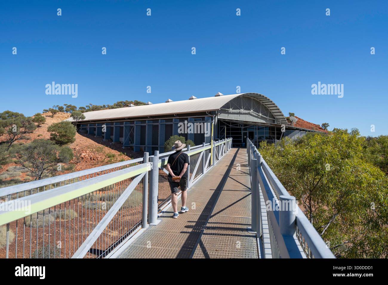 Walkway to Lark Quarry Conservation Building, Lar Quarry, Winton ...