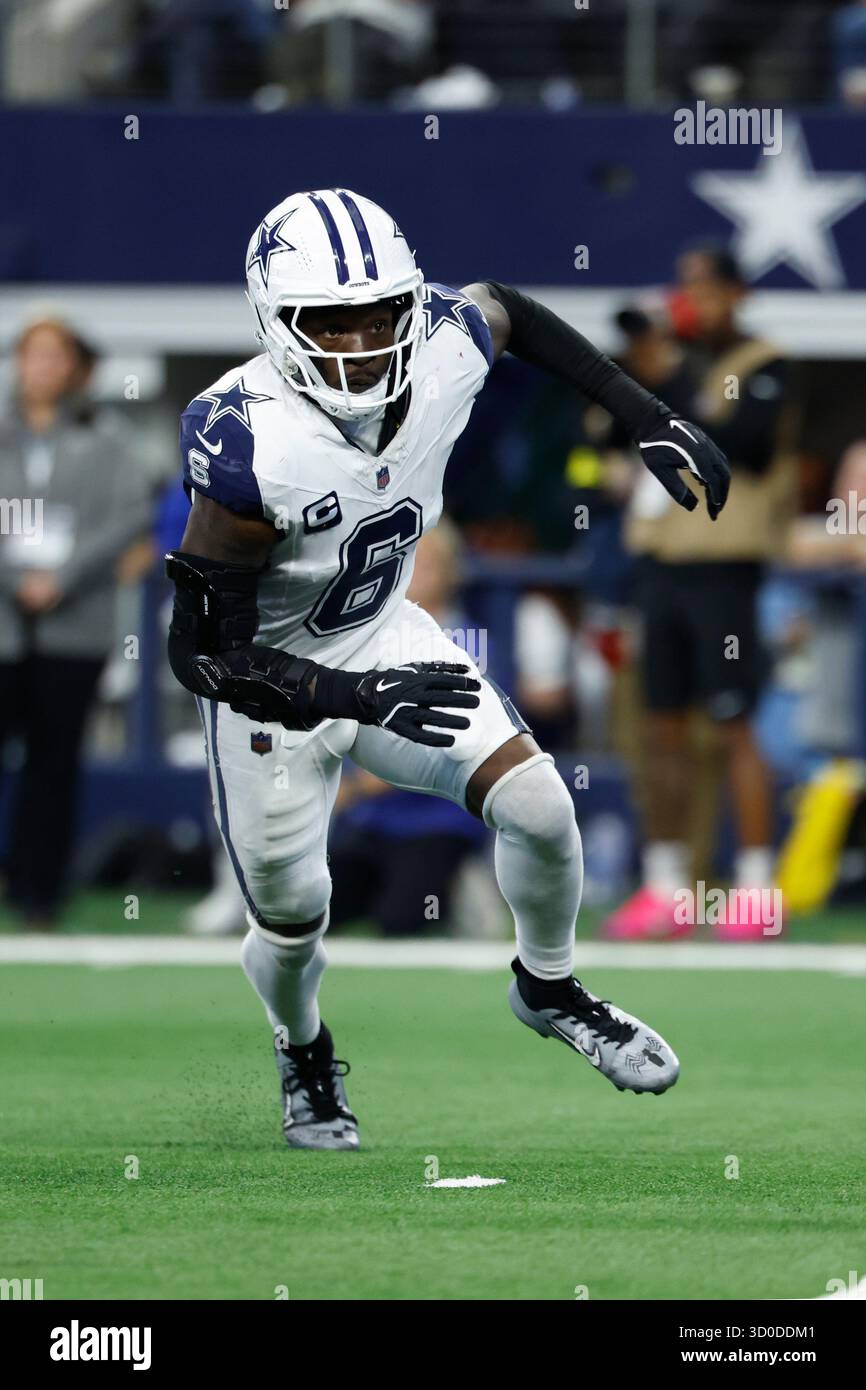 Dallas Cowboys defensive back Donovan Wilson (6) rushes during a NFL ...