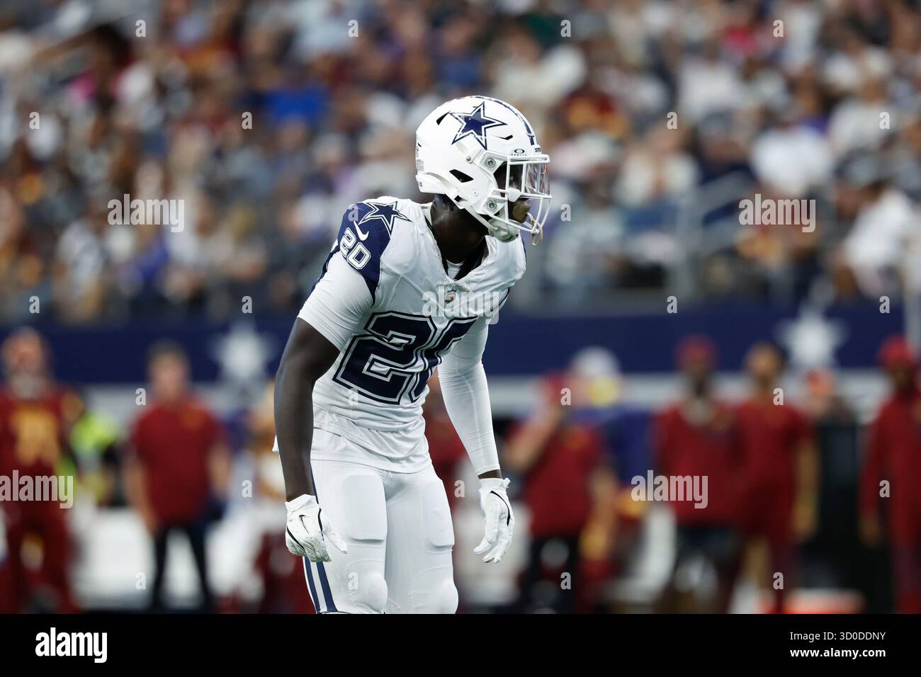 Dallas Cowboys defensive back Kaiir Elam (20) lines up for the snap ...