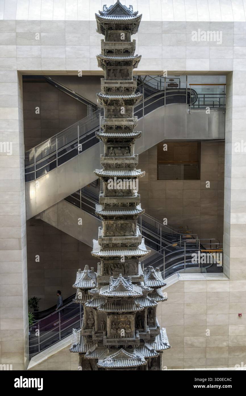 Gyeongcheonsa pagoda in national museum of korea in seoul, south korea ...