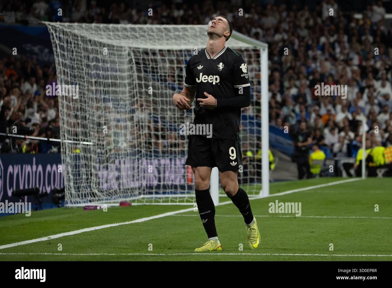Dusan Vlahovic (9) of Juventus seen in action during the UEFA Champions ...