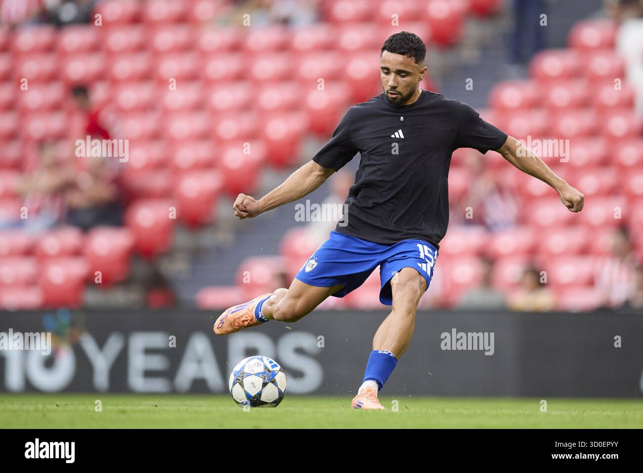 Leandro Andrade of Qarabag FK warms up during the UEFA Champions League ...