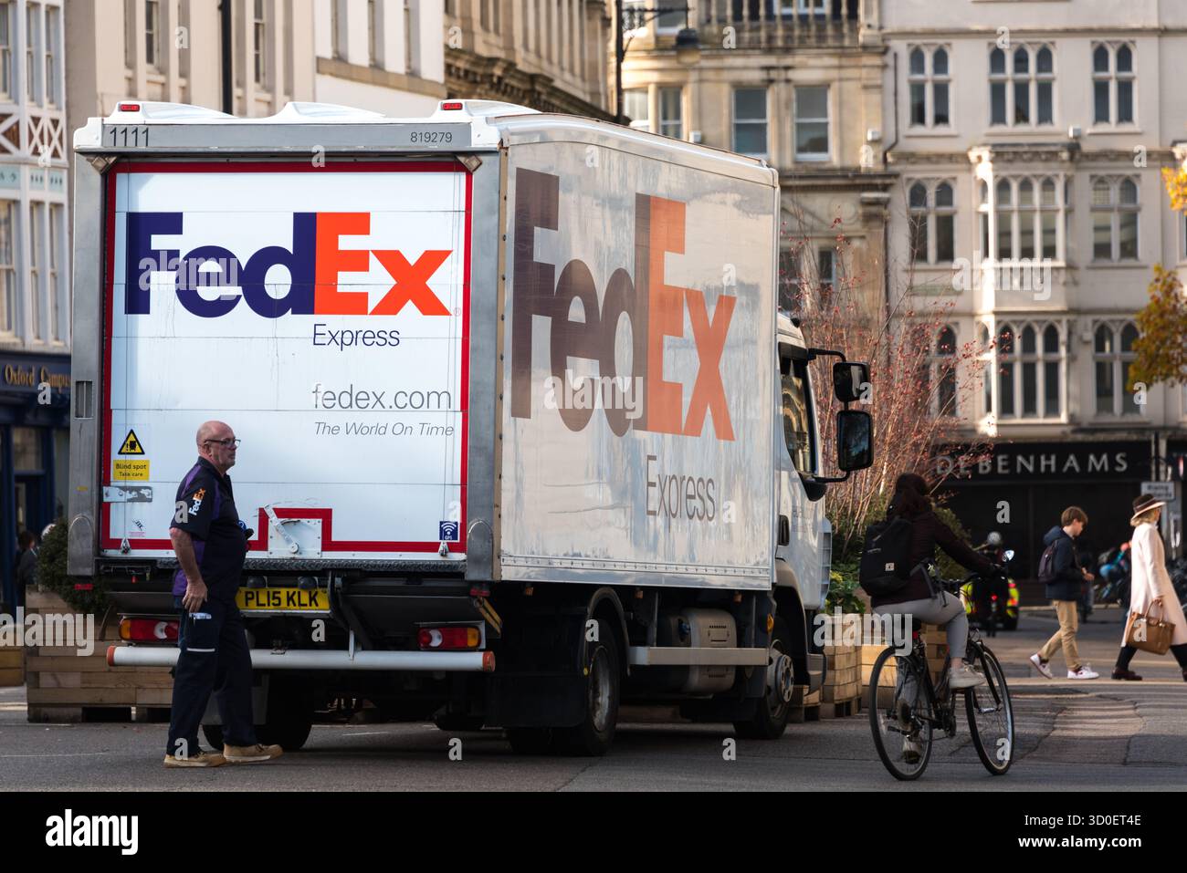 Uk fedex hi-res stock photography and images - Alamy