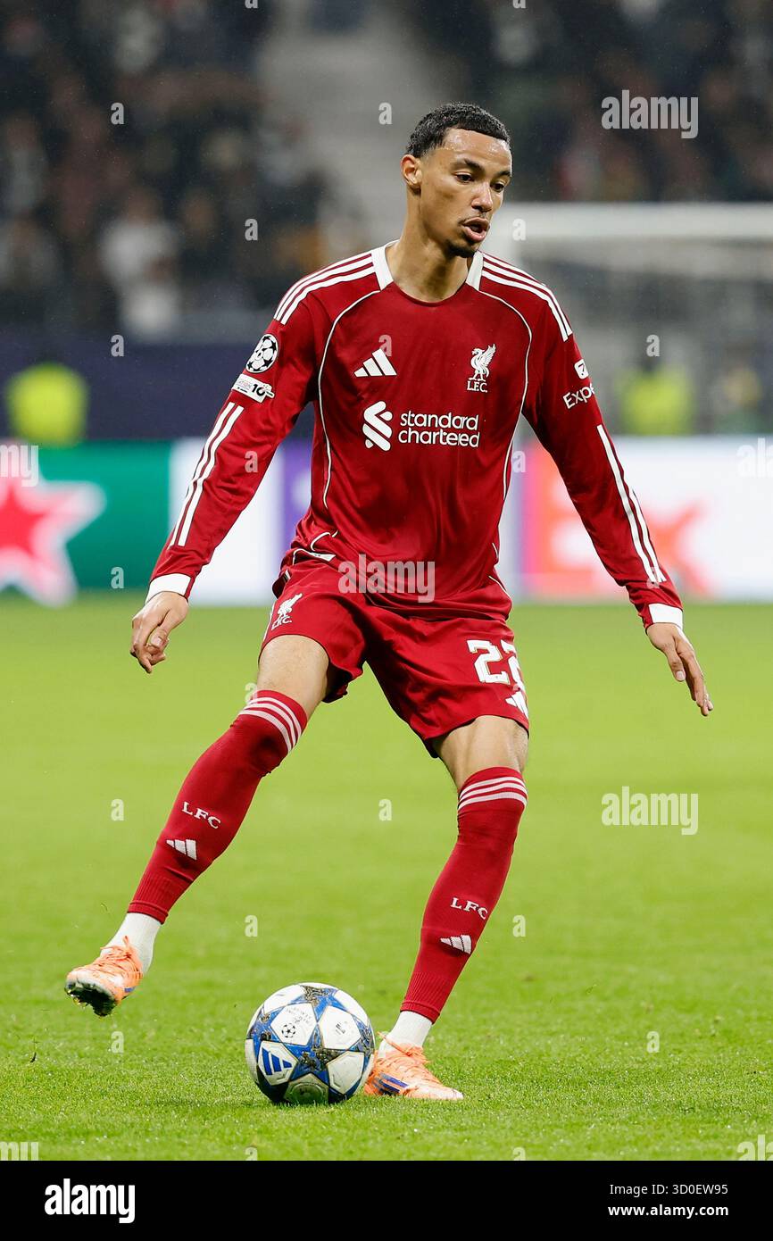 Eintracht frankfurt fc liverpool hi-res stock photography and images ...