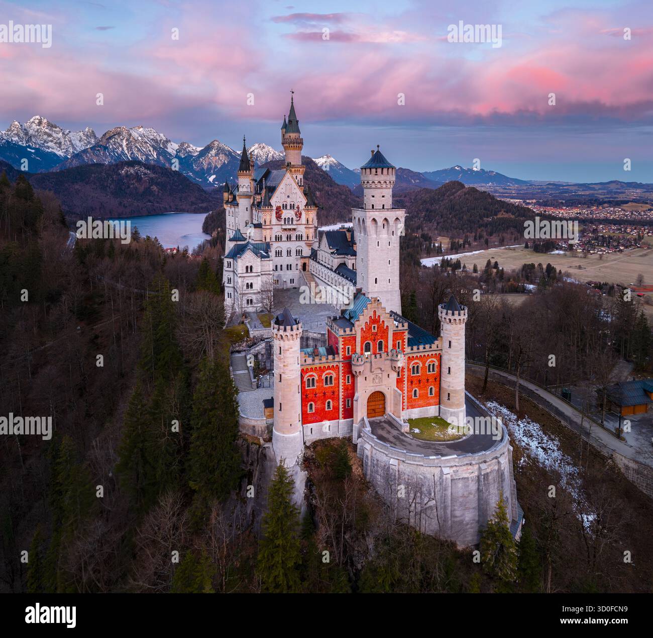Aerial view tranquil lake neuschwanstein hi-res stock photography and ...