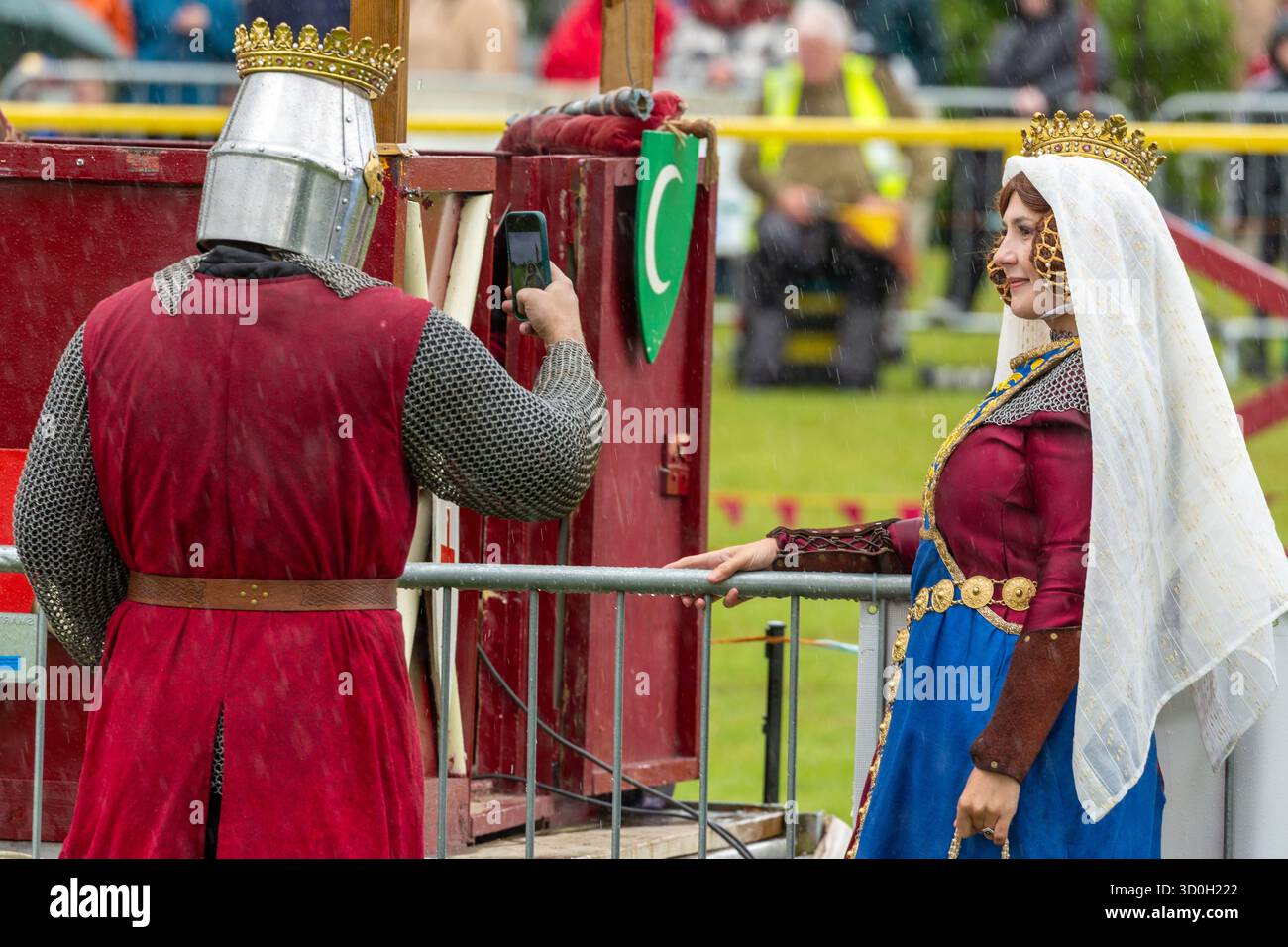 Scottish reenactment role hi-res stock photography and images - Alamy