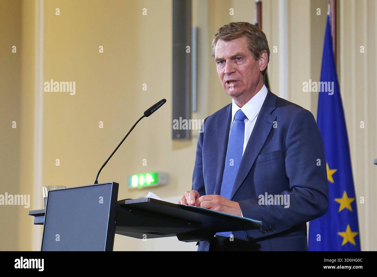 Berlin, Deutschland, 23.10.2025: Bundesfinanzministerium: 169 ...