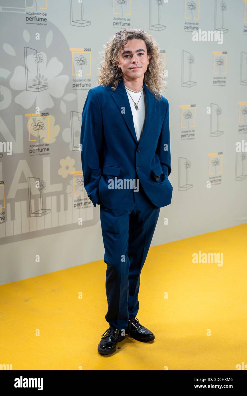 Adrian carrera hi-res stock photography and images - Alamy